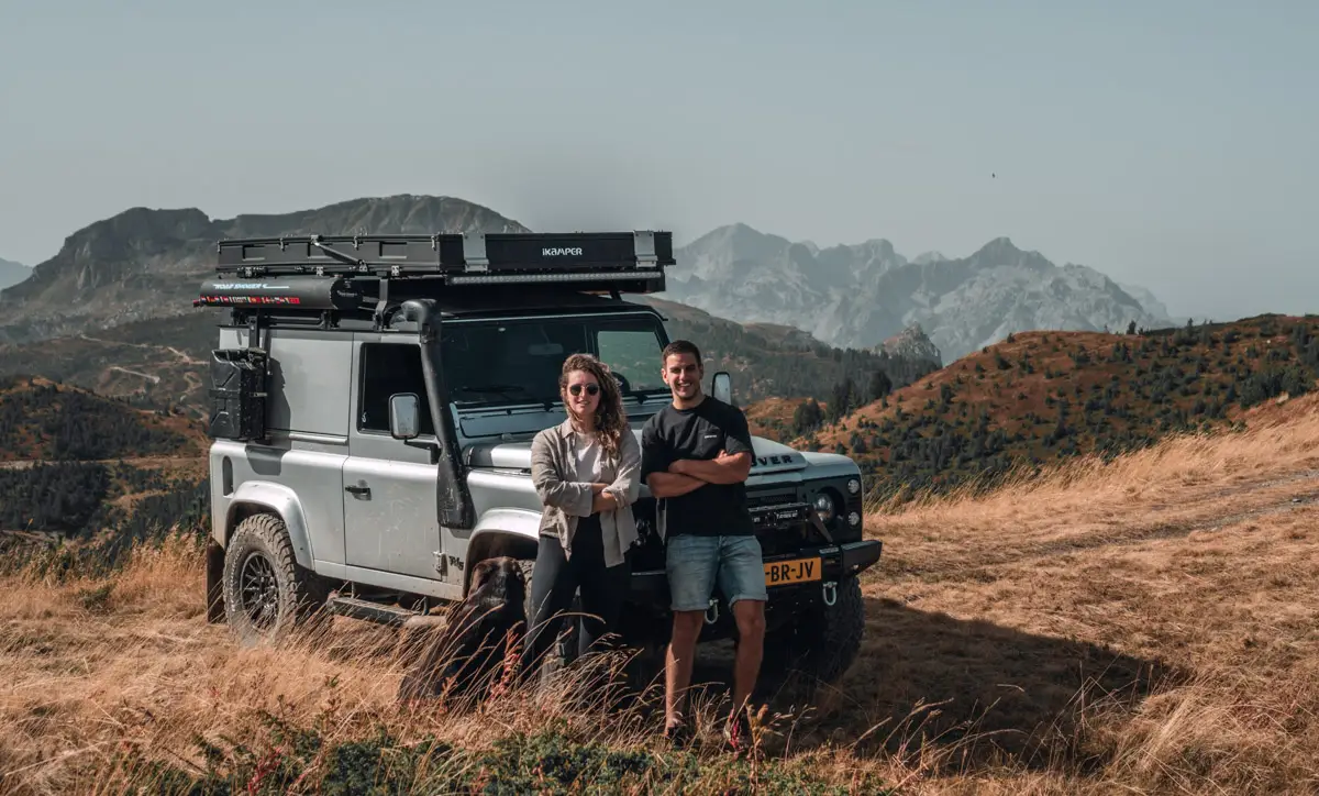 Silk route - lewie and the rover